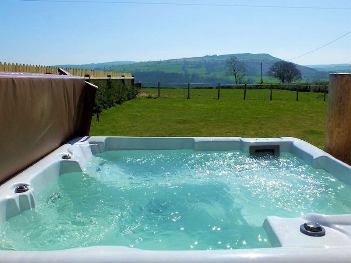 Top 15 Cottages with Country Views - Country Cottages Online Blog