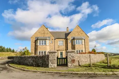 Country cottages that have an Aga | Self-catering holidays UK with an ...